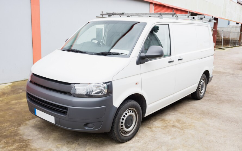 Choosing the Right Commercial Van: Key Considerations